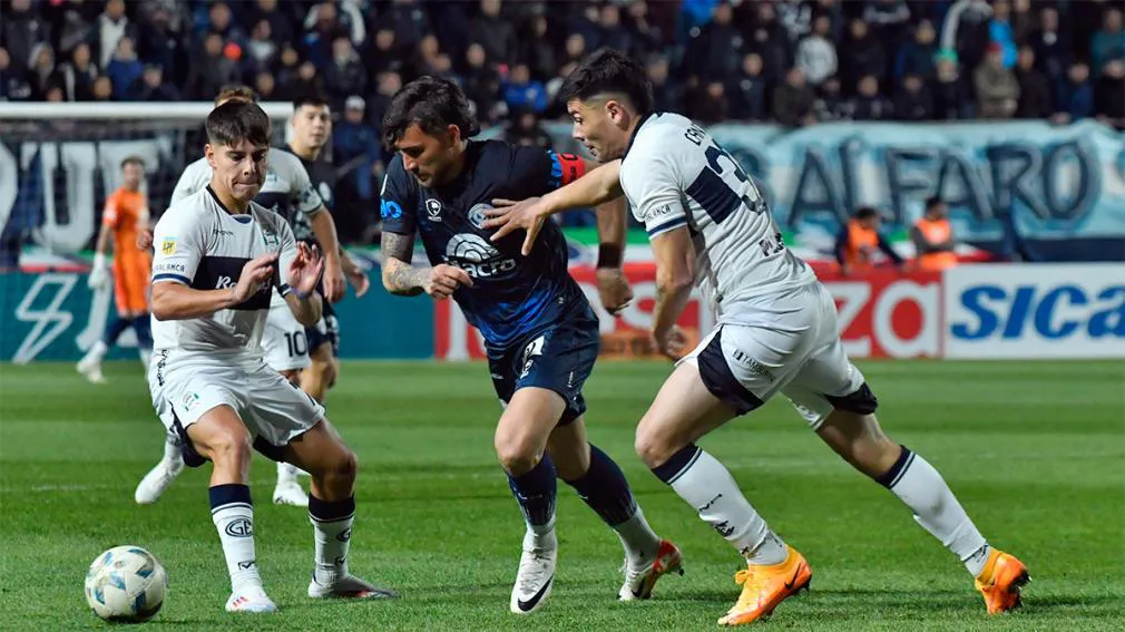 Con asistencia y baile de Villa, Independiente Rivadavia se reencontró con la victoria ante Gimnasia