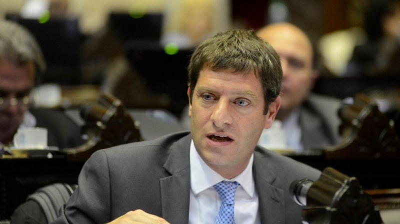 Javier David: "El precio del combustible debe ser igual en todo el país"