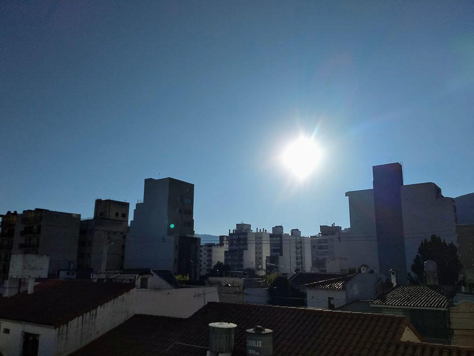 Tiempo en Salta: La semana comenzó con un sol radiante, ¿volvió el verano?
