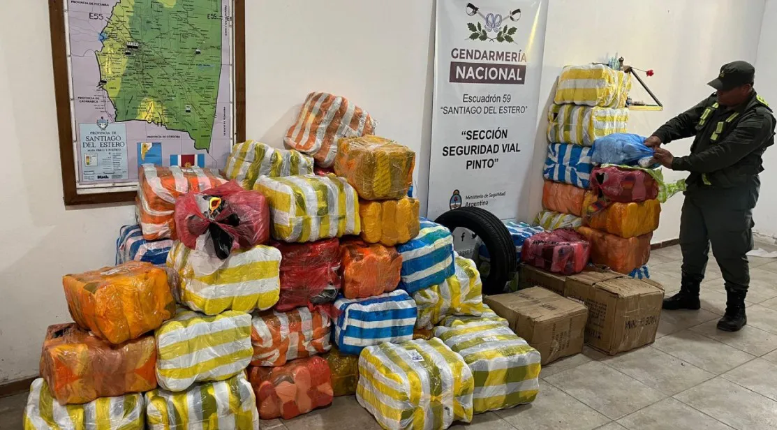 Desde Salta partieron en un “tours de compra” con más de 1000 kilos de hoja de coca